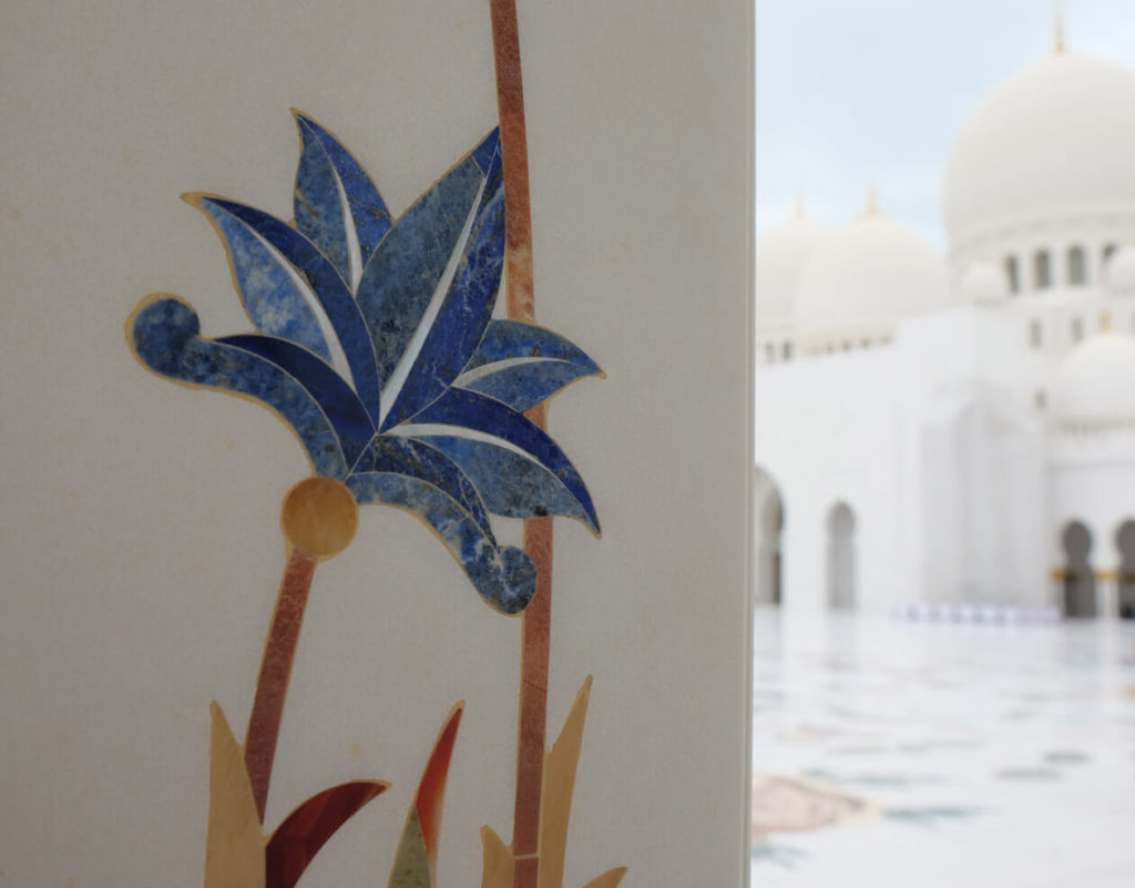 Visiting the Sheikh Zayed Grand Mosque on a day trip from Dubai - Helen ...