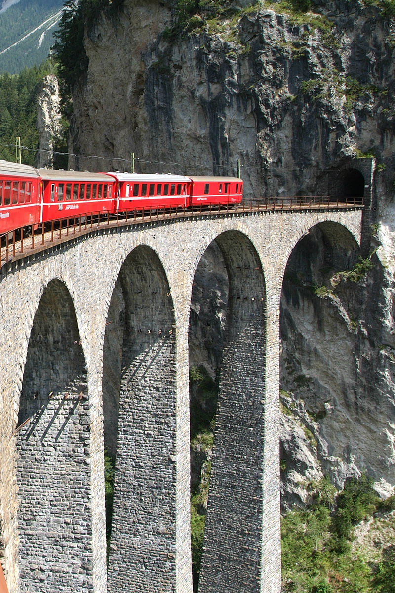 Travelling the Bernina line from Switzerland to Italy - Bernina Express ...